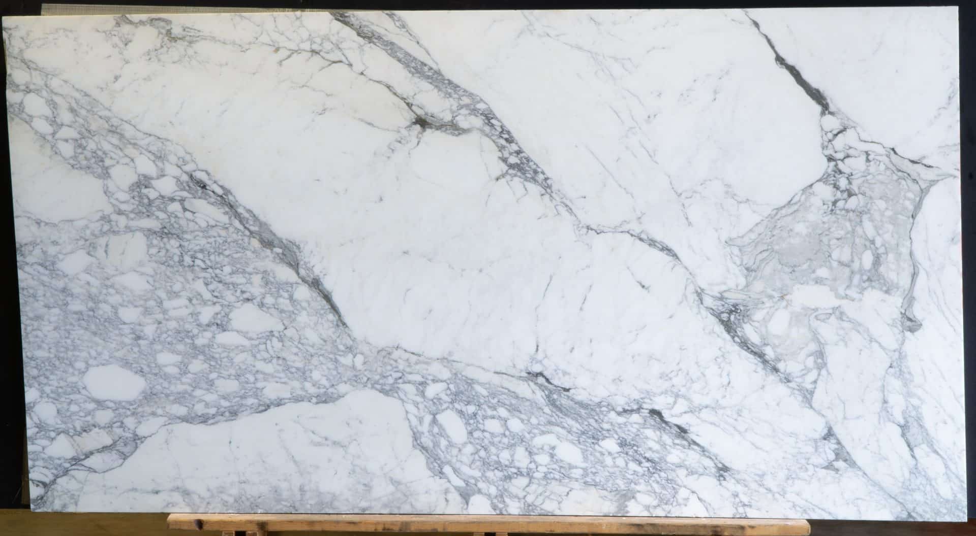 Arabescato - Mega Marble - Atlanta's Importer of Arabescato