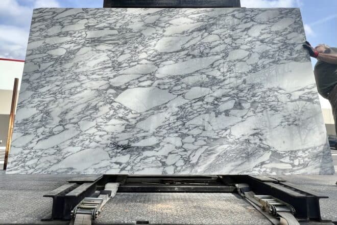 Arabescato Corchia - Mega Marble