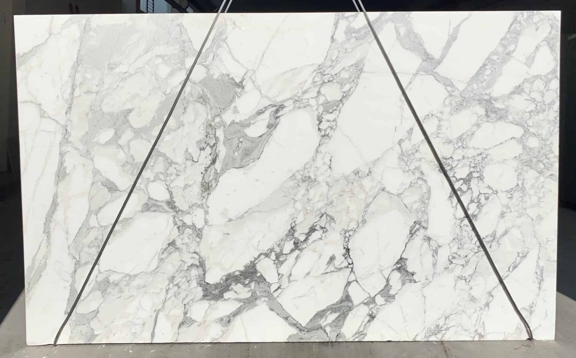 Calacatta Gold - Block 0749 - Mega Marble