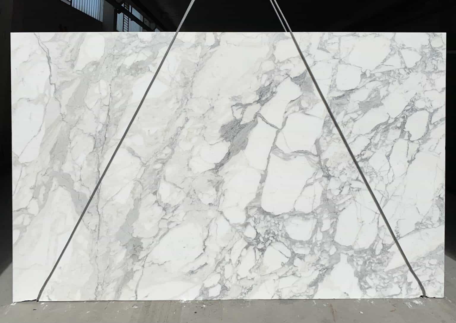 Calacatta Gold - Block 0749 - Mega Marble