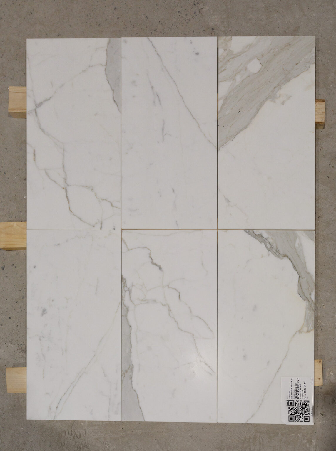 Calacatta Gold Tile - Mega Marble