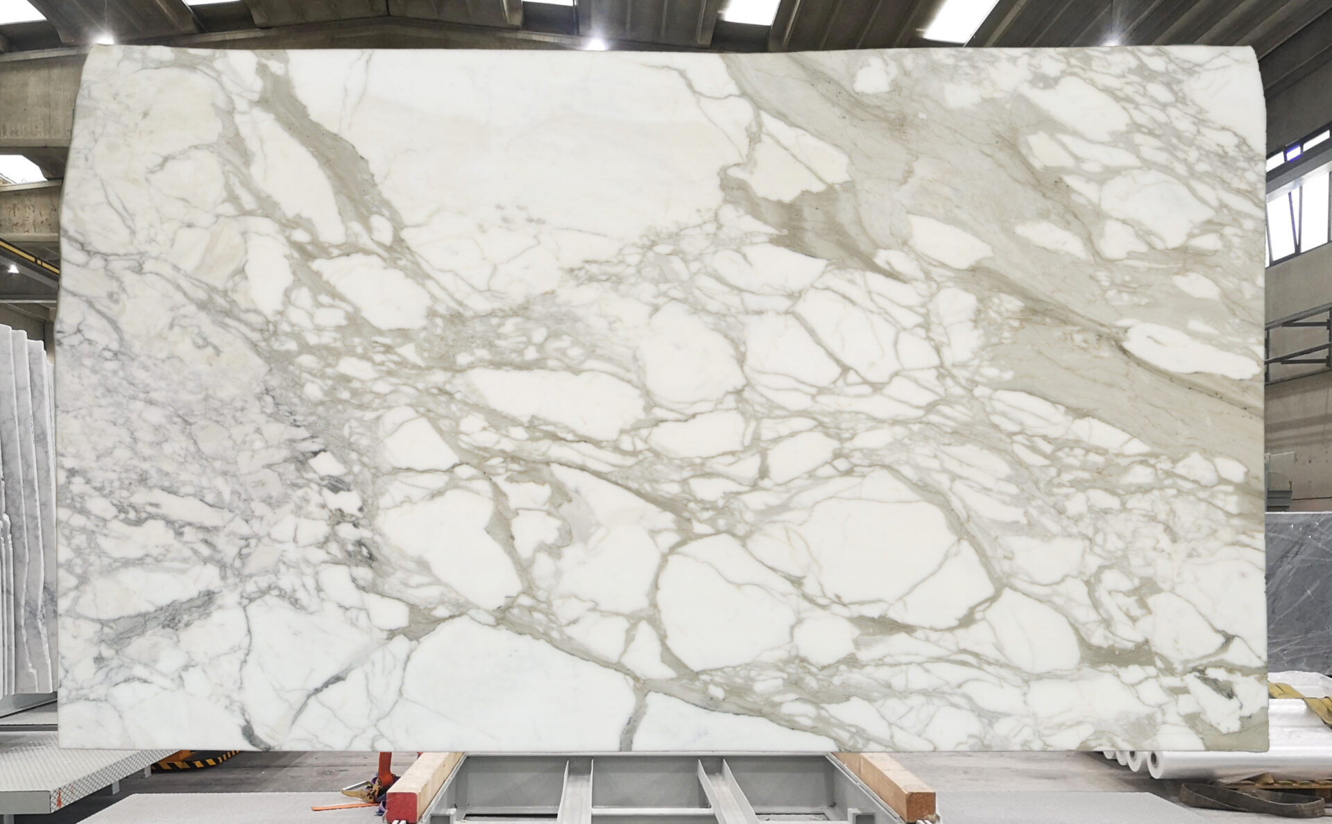 Calacatta Gold - Block 0462 - Mega Marble