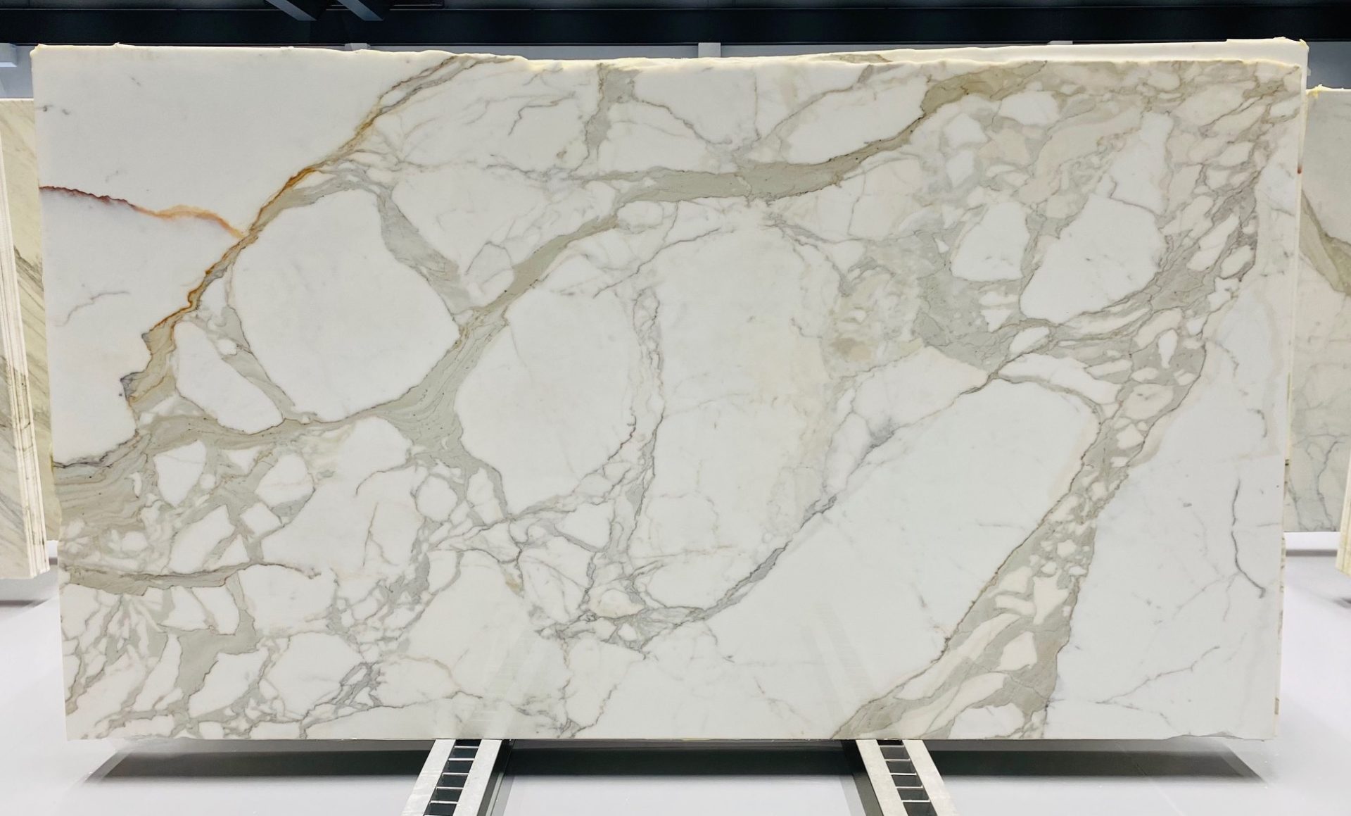 Calacatta Gold Extra - Block 0459 - Mega Marble